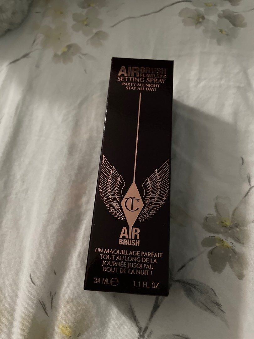 charlotte tilbury setting spray mini, Beauty & Personal Care, Face ...