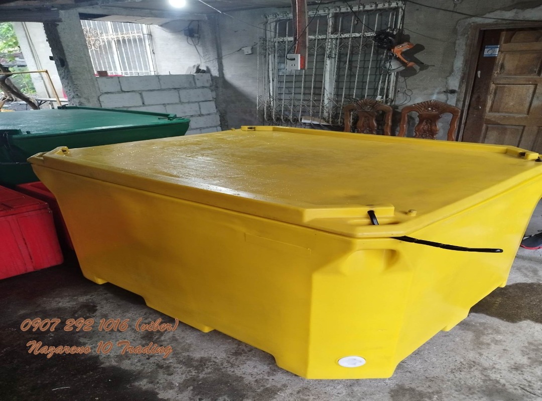 Cooler box 1000Liters 606, Furniture & Home Living, Home Improvement ...