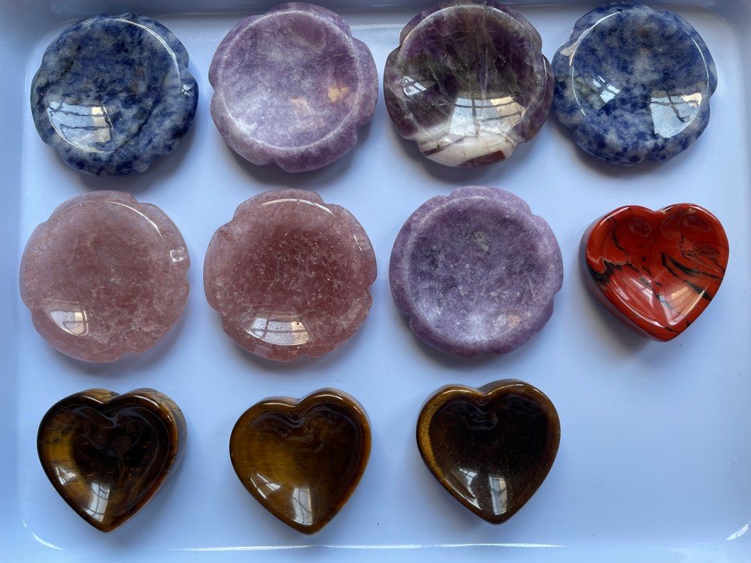 Crystal sphere plate Worry Stone excludes spheres, Hobbies & Toys ...