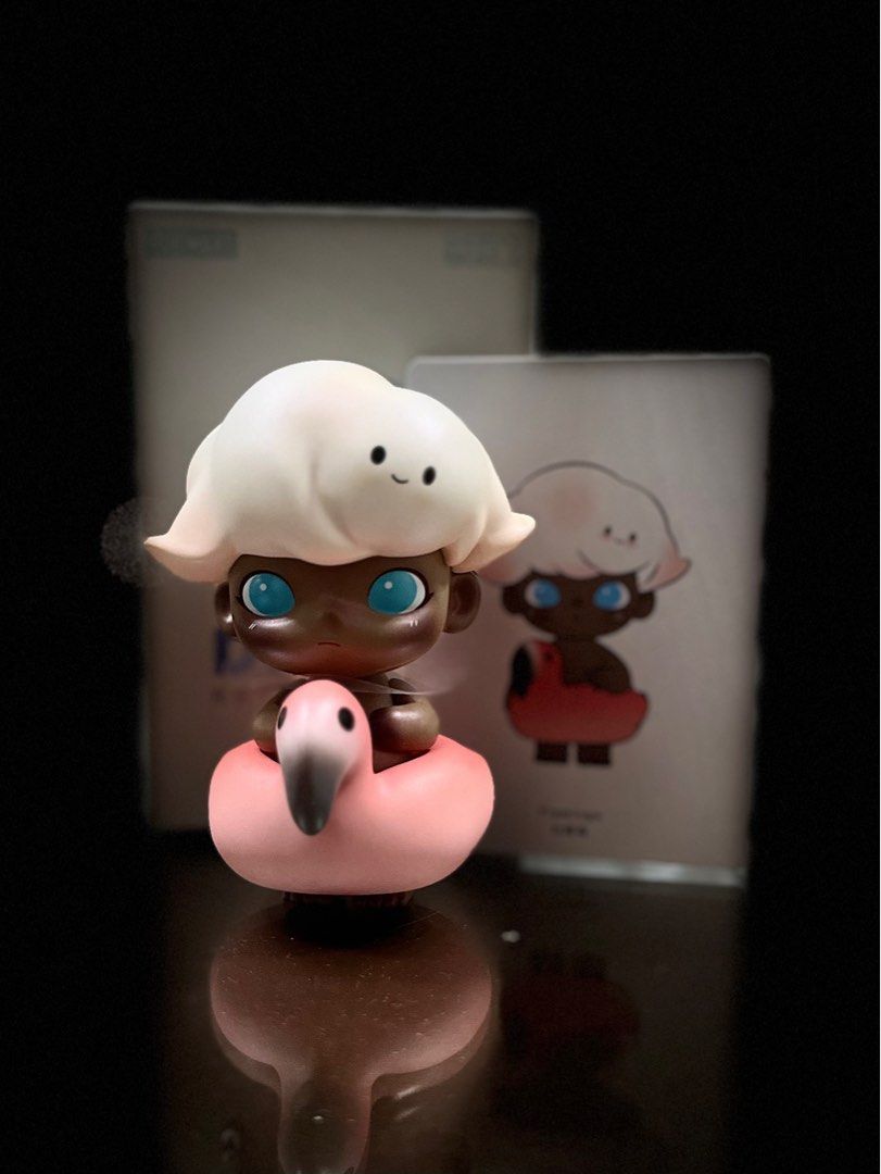 Dimoo Retro series (Flamingo), Hobbies & Toys, Toys & Games on Carousell