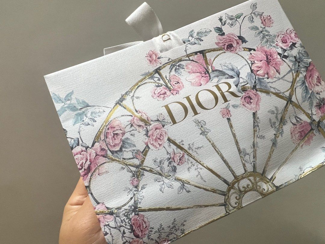 Dior package paper bag&message card, Women's Fashion, Watches ...