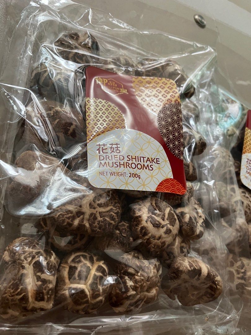 Dry big shiitake mushrooms 200g, Food & Drinks, Other Food & Drinks on ...