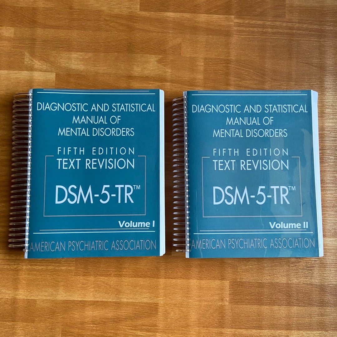 DSM 5-TR (Coil bind) Psychology Book on Carousell