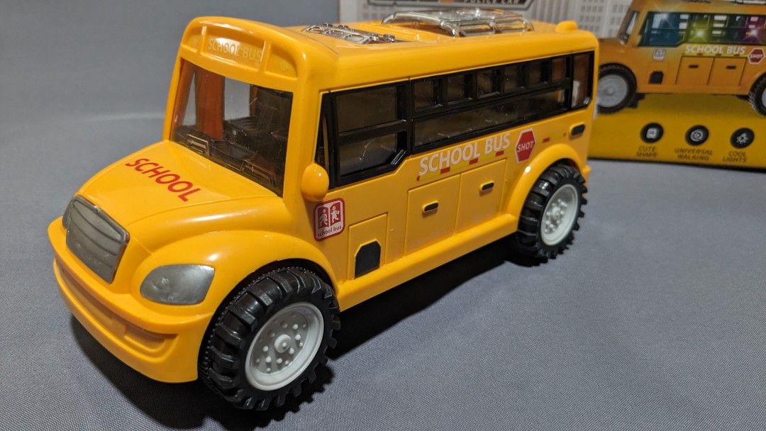 ELCTRONIC BUMP AND GO SCHOOL BUS VEHICLE MODEL TOY, Hobbies & Toys ...