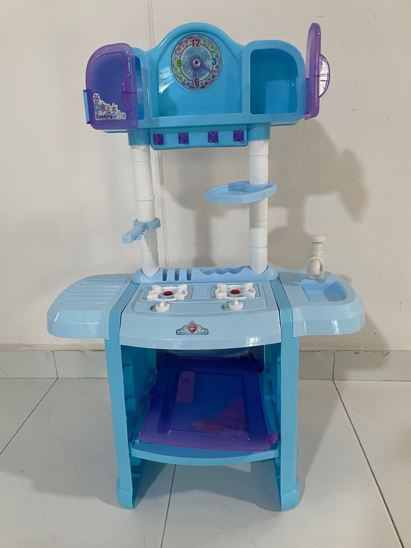 Elsa Cooking Set, Hobbies & Toys, Toys & Games on Carousell