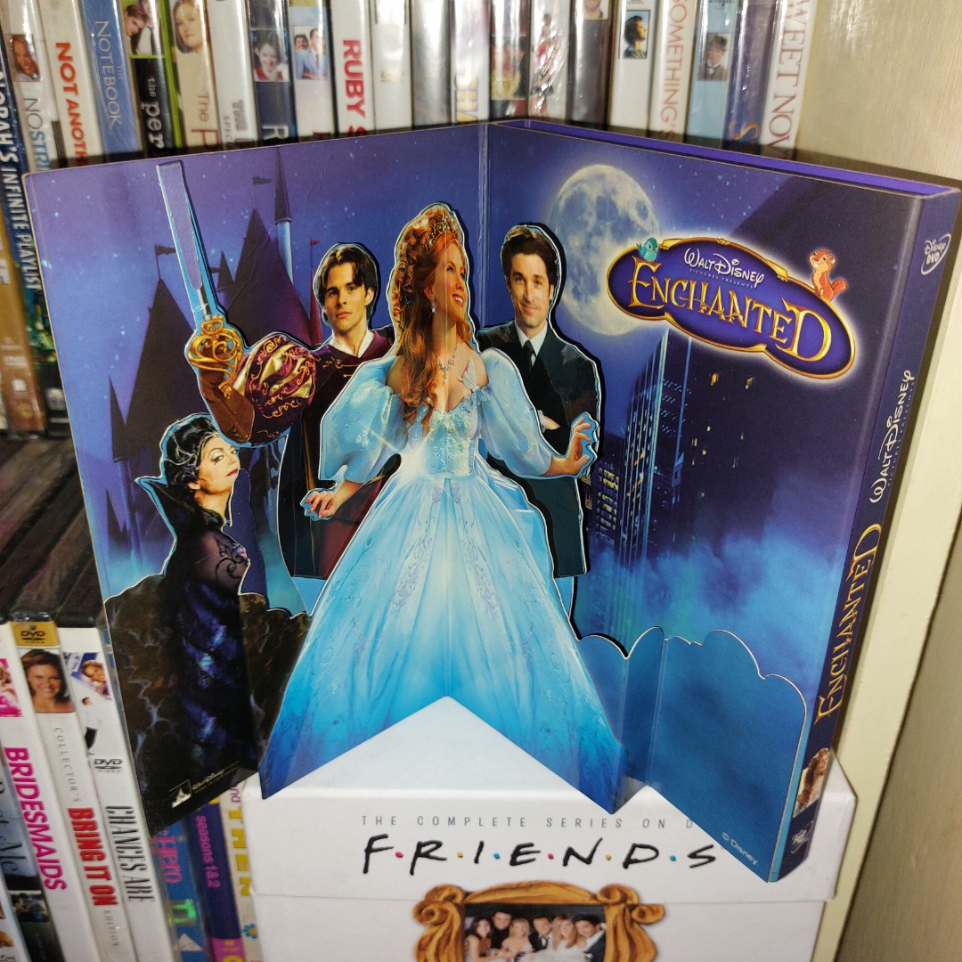 Enchanted DVD (with Special 3D Slipbox), Hobbies & Toys, Music & Media ...