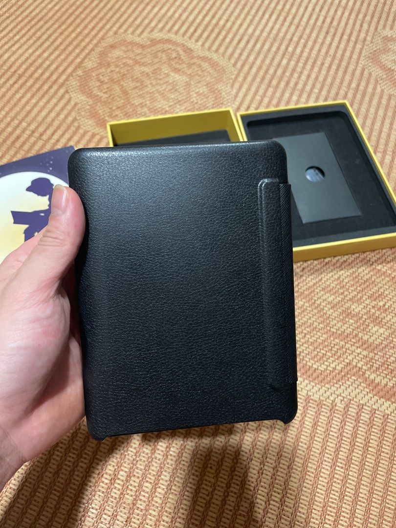 E-Reader Likebook P6 - like new full box with magnetic case, Mobile ...