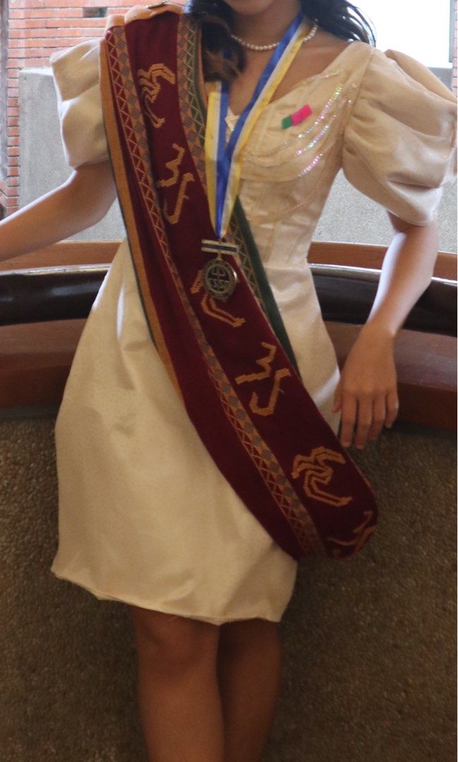 FOR SALE / RENT MODERN FILIPINIANA BEIGE WHITE SABLAY GRADUATION PARTY ...