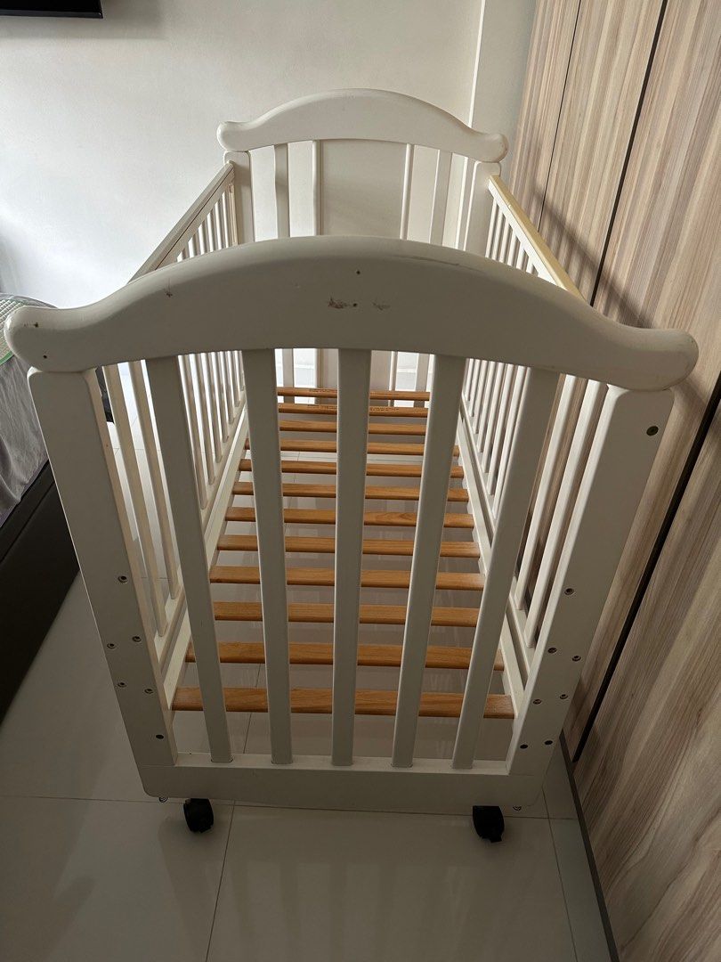 Free cot, Babies & Kids, Baby Nursery & Kids Furniture, Cots & Cribs on ...