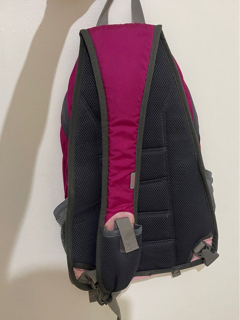 Hot Pink Hawk Bodybag, Women's Fashion, Bags & Wallets, Backpacks on ...