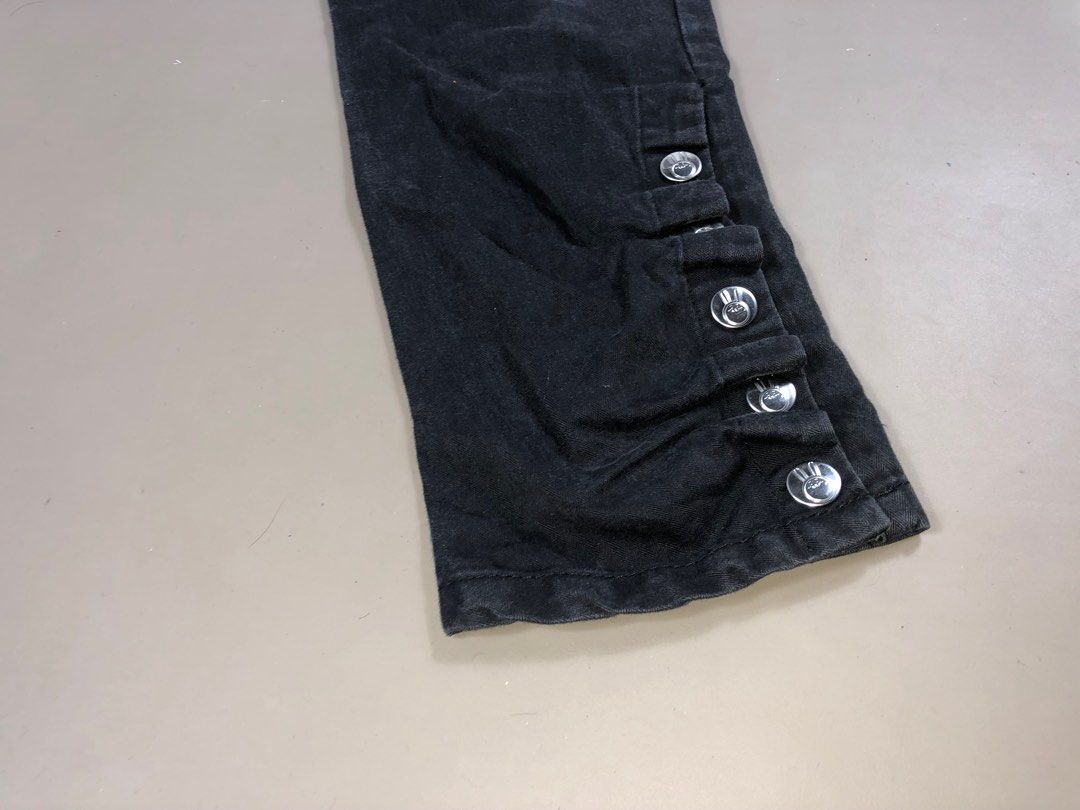 HYOMA 20471120 PANTS on Carousell