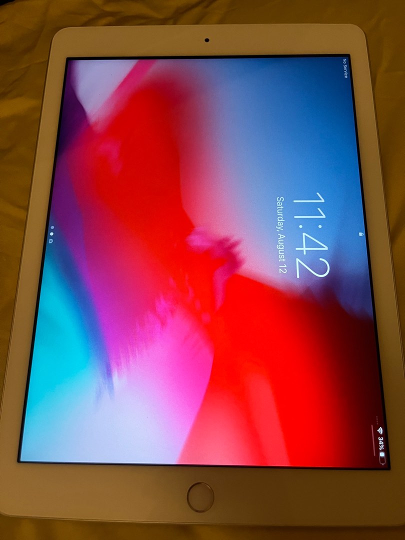 iPad 5, cellular model, Mobile Phones & Gadgets, Tablets, iPad on Carousell