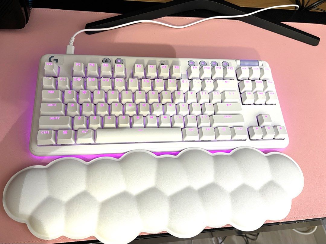 Logitech G713 LIGHTSYNC TKL Wired Mechanical Gaming