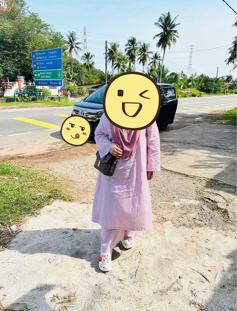 Lucy Set Womens Fashion Muslimah Fashion Baju Kurung And Sets On Carousell