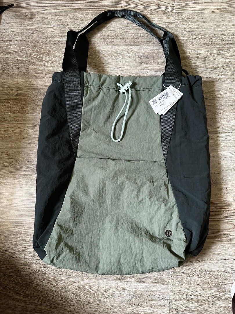 Lululemon Dual Function Backpack to Tote on Carousell