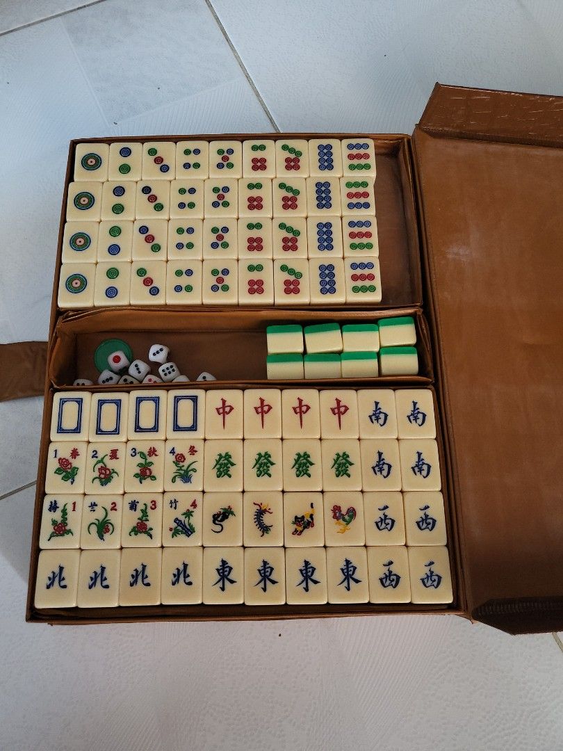 Mahjong Set, Hobbies & Toys, Toys & Games on Carousell