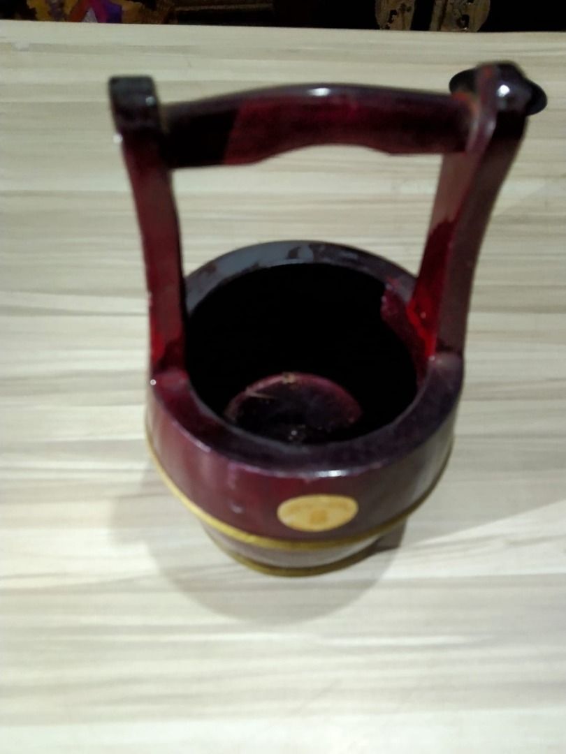 Miniatur Ember Sumur Fiber Kuno Jadul Antik on Carousell