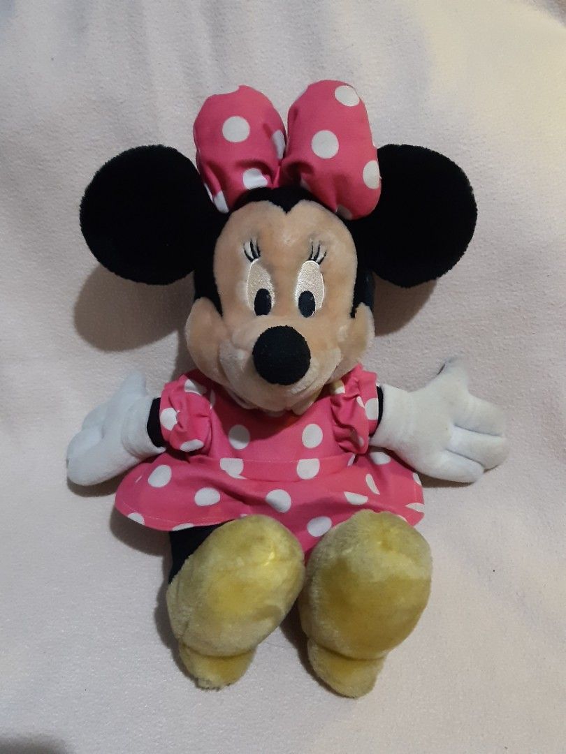 Minnie Mouse Plush Puppet, Hobbies & Toys, Toys & Games on Carousell