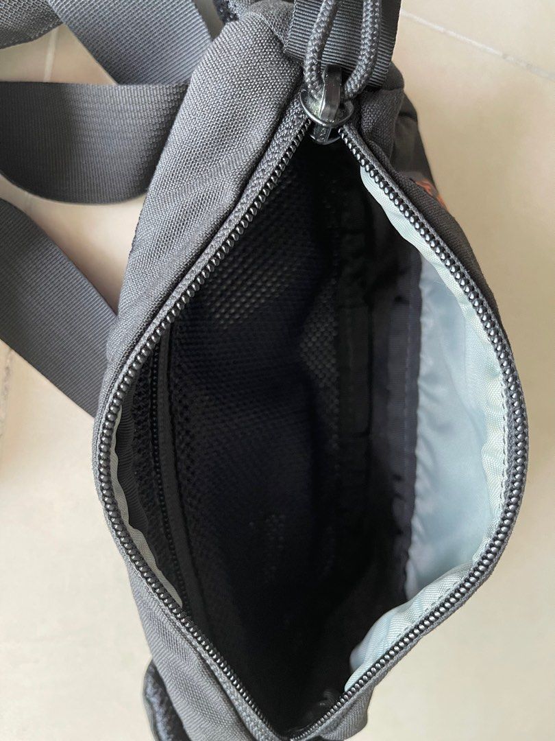 Mystery ranch forager hipsack, Men's Fashion, Bags, Belt bags, Clutches ...