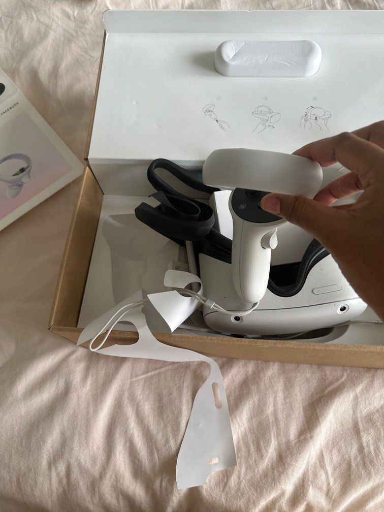 Oculus quest 2 128 GB, Video Gaming, Gaming Accessories, Virtual ...