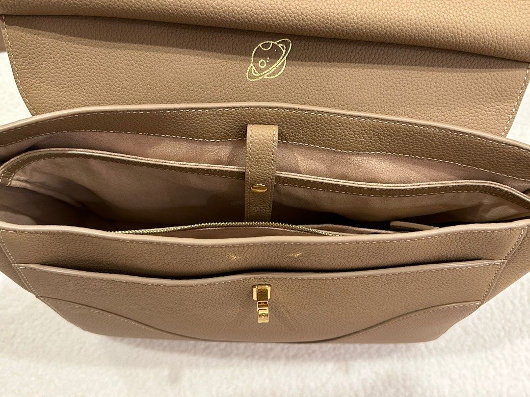 OLEADA Wavia Bag, Women's Fashion, Bags & Wallets, Shoulder Bags on ...