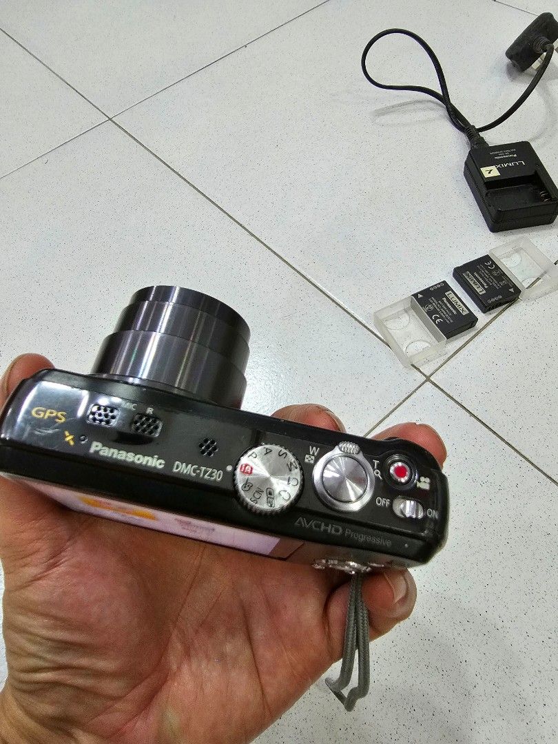 Panasonic Lumix DMC TZ30 GPS 20x optical zoom digital camera Leica lens ...
