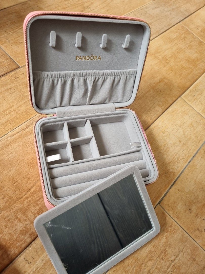Pandora Accessories Box w/ mirror, Women's Fashion, Jewelry ...