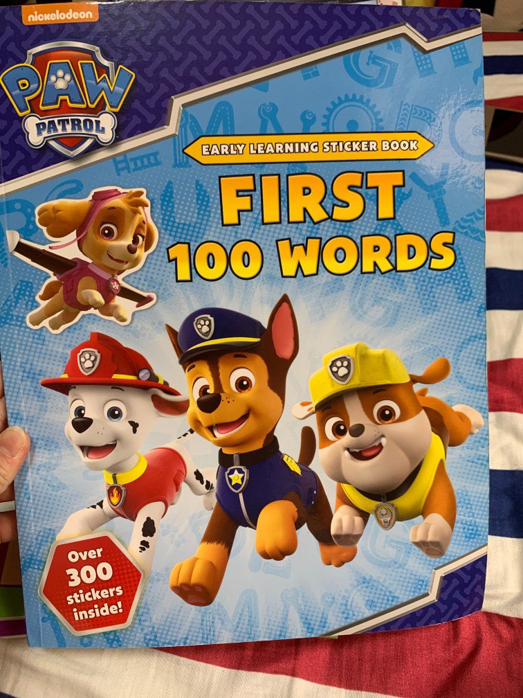 Paw Patrol Early Learning Sticker Book / ABC Workbook, 興趣及遊戲, 書本 & 文具 ...