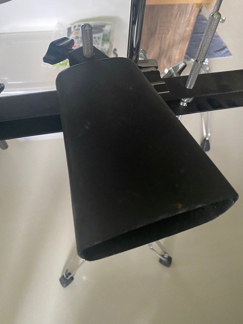 Pearl percussion set with stand mount, Hobbies & Toys, Music & Media ...