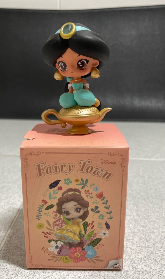 Princess jasmine figurine, Hobbies & Toys, Toys & Games on Carousell