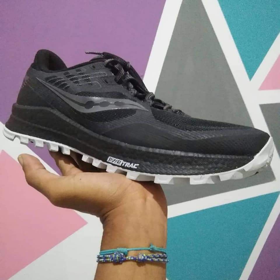 Sepatu Trail Running atau sepatu lari Saucony no arcteryx mammut ...