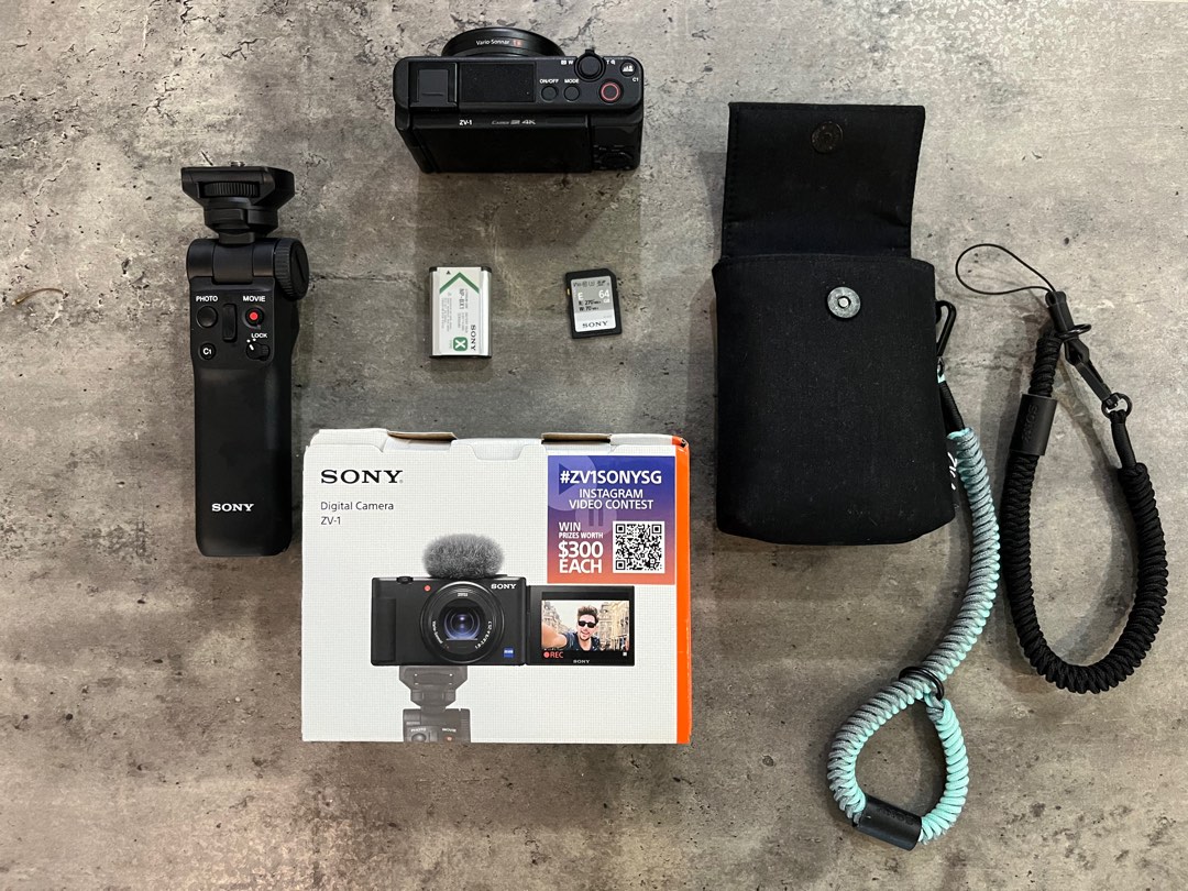 Sony ZV-1 Digital Compact Camera (4K), Photography, Video Cameras on ...