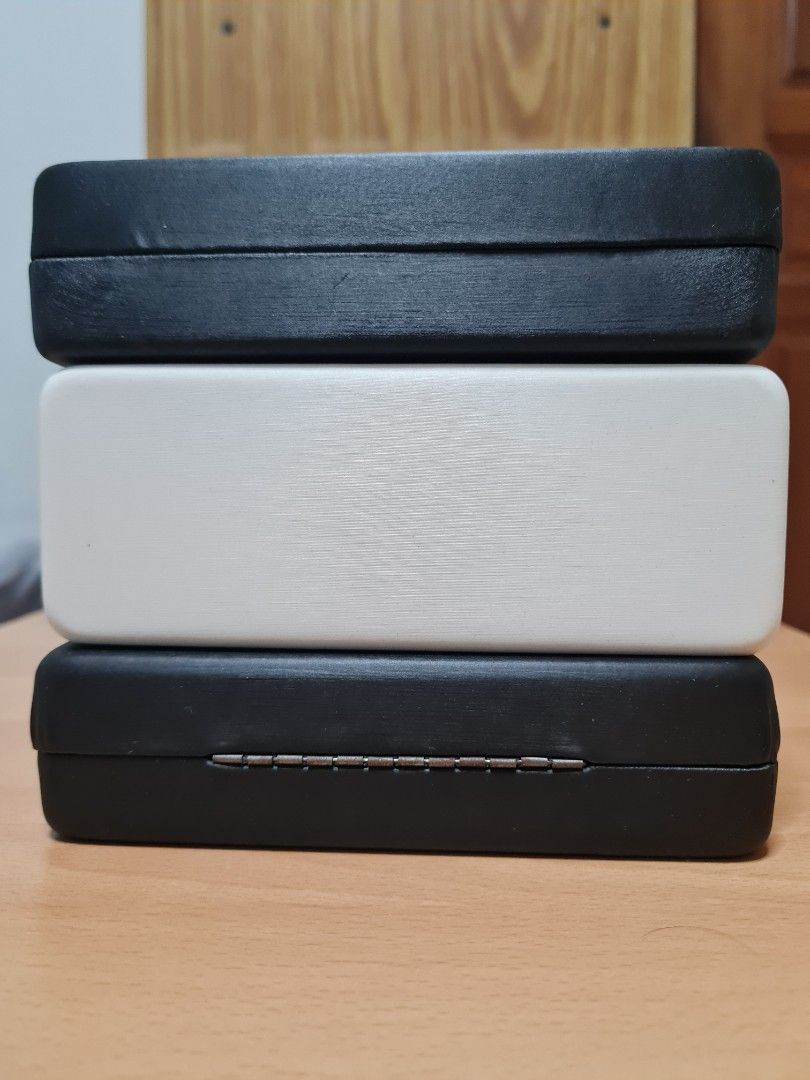 Spectacle box Owndays, Men's Fashion, Watches & Accessories, Sunglasses ...