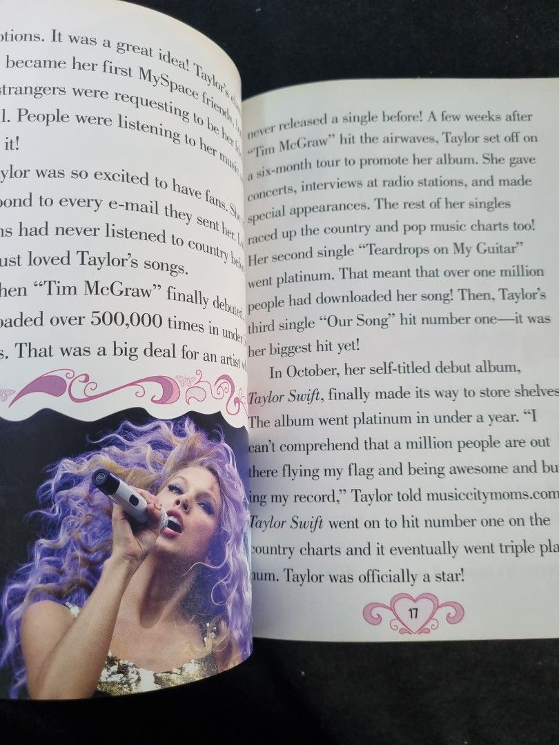Taylor Swift Book - Fearless Star by Riley Brooks, Hobbies & Toys ...