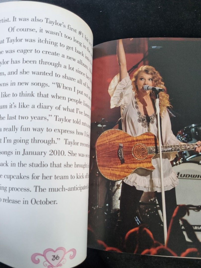 Taylor Swift Book - Fearless Star by Riley Brooks, Hobbies & Toys ...