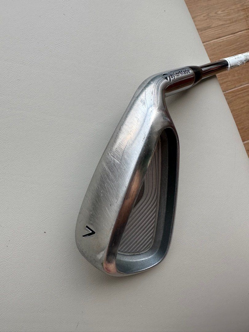 Taylormade 7 iron regular club, Sports Equipment, Sports & Games, Golf ...