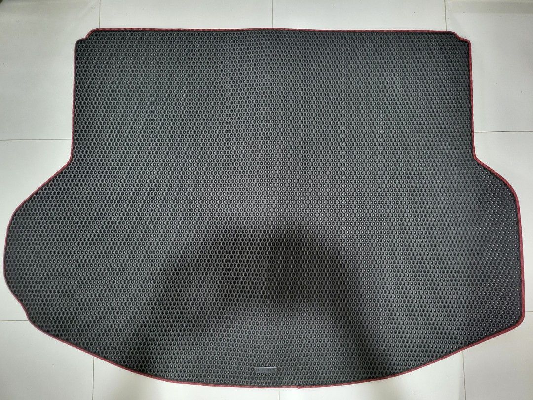 TRAPO HEX - 2013 to 2019 Toyota Harrier Boot Mat, Car Accessories ...