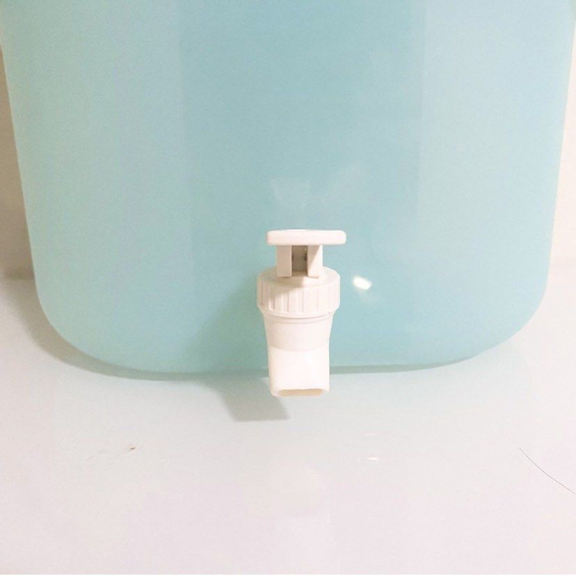 Tupperware 10L Blue Water Dispenser Portable, Furniture & Home Living ...