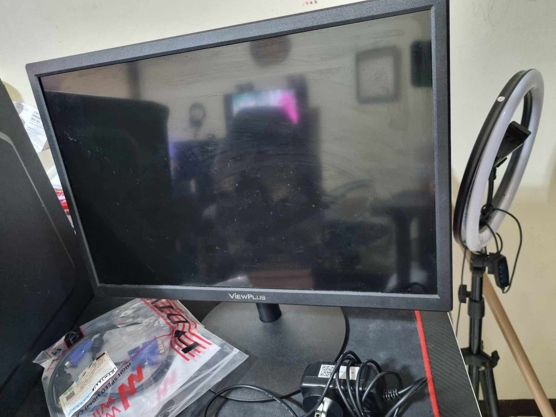 Viewplus 19inch monitor and Micro ATX pc case, Computers & Tech, Parts ...