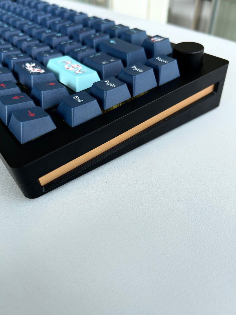 75% Custom Mechanical Keyboard (Zenpond + Artisan Koi Keycaps), Computers & Tech, Parts ...