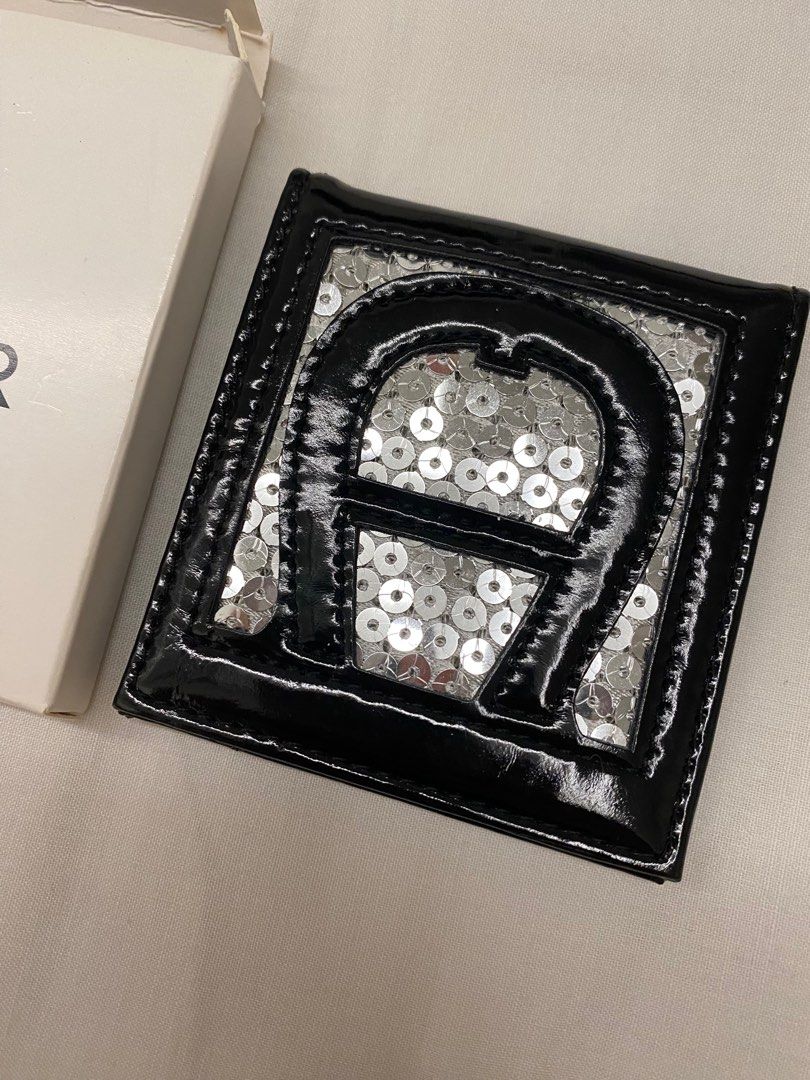 Aigner Pocket Mirror, Women's Fashion, Jewelry & Organisers, Accessory ...