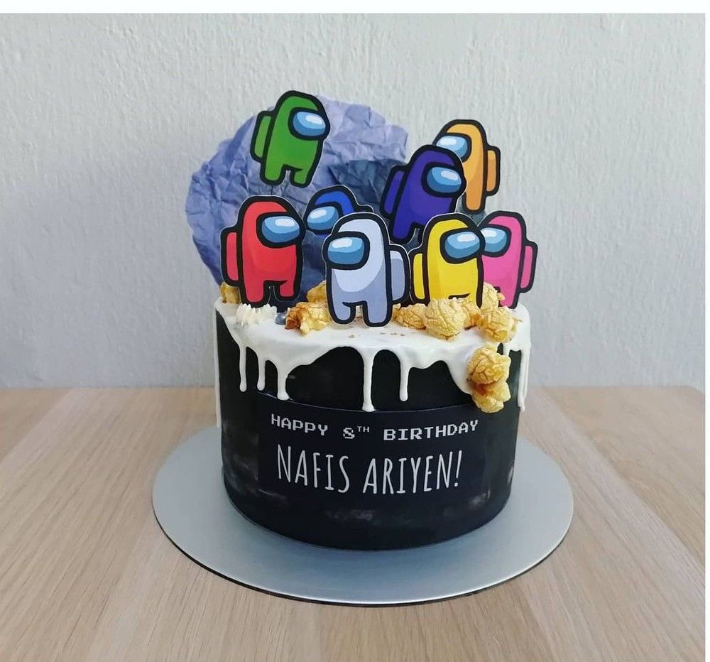 Among us cake, Food & Drinks, Homemade Bakes on Carousell