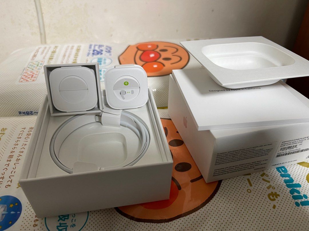 Apple Airpods Pro Gen 1 (full box), Audio, Earphones on Carousell