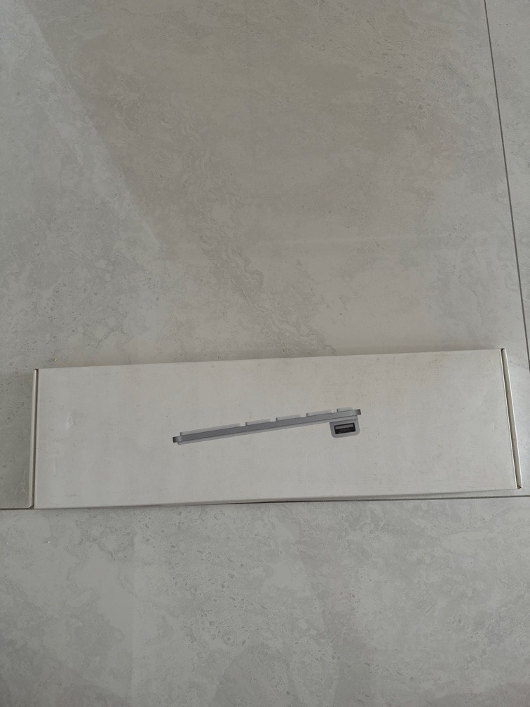 Apple Keyboard With Numeric Keyboard Computers And Tech Parts And Accessories Computer Keyboard