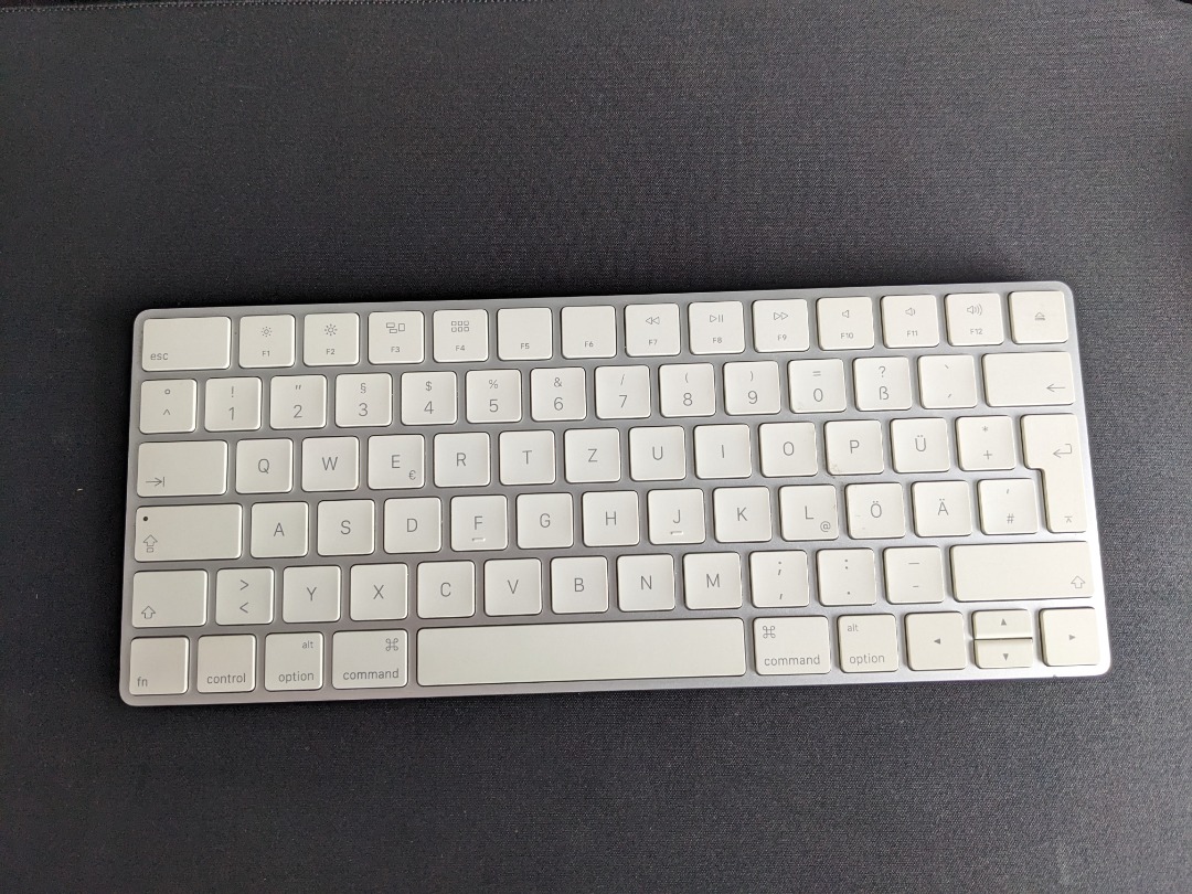 Apple Magic Keyboard German layout white, Computers & Tech, Parts ...