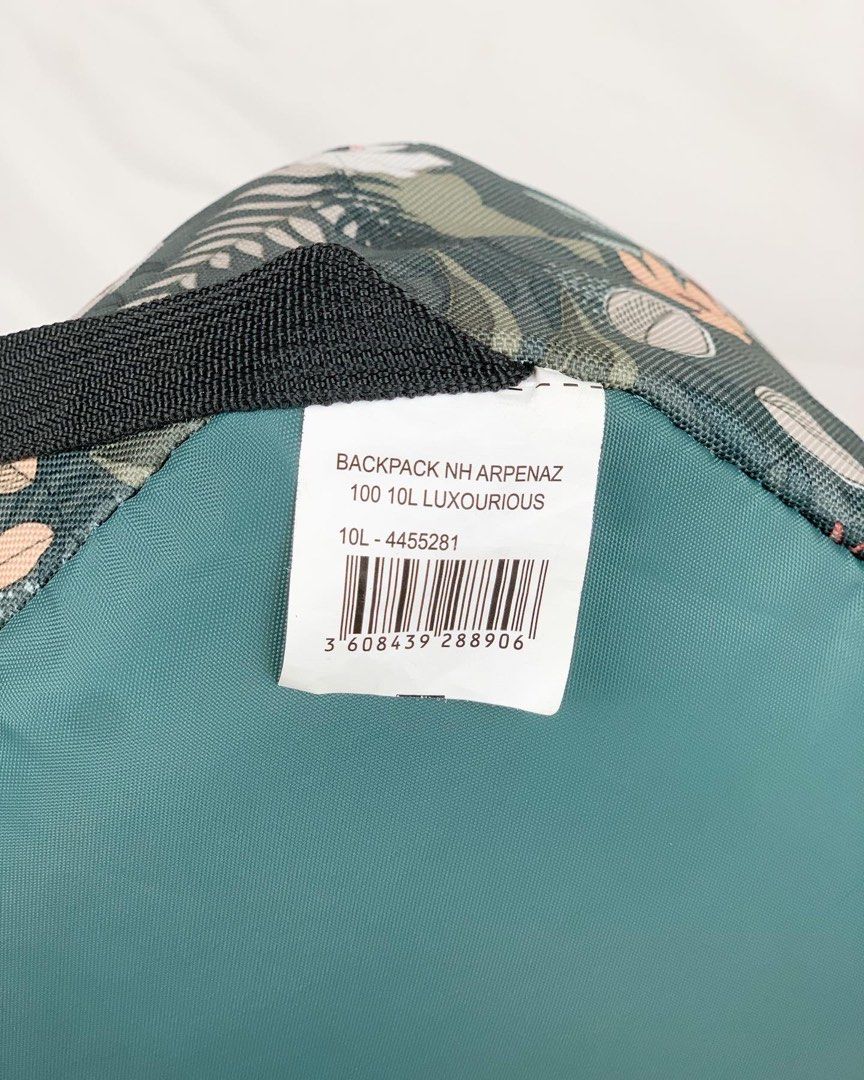 Backpack Quechua Decatlon, Fesyen Pria, Tas & Dompet , Ransel di Carousell