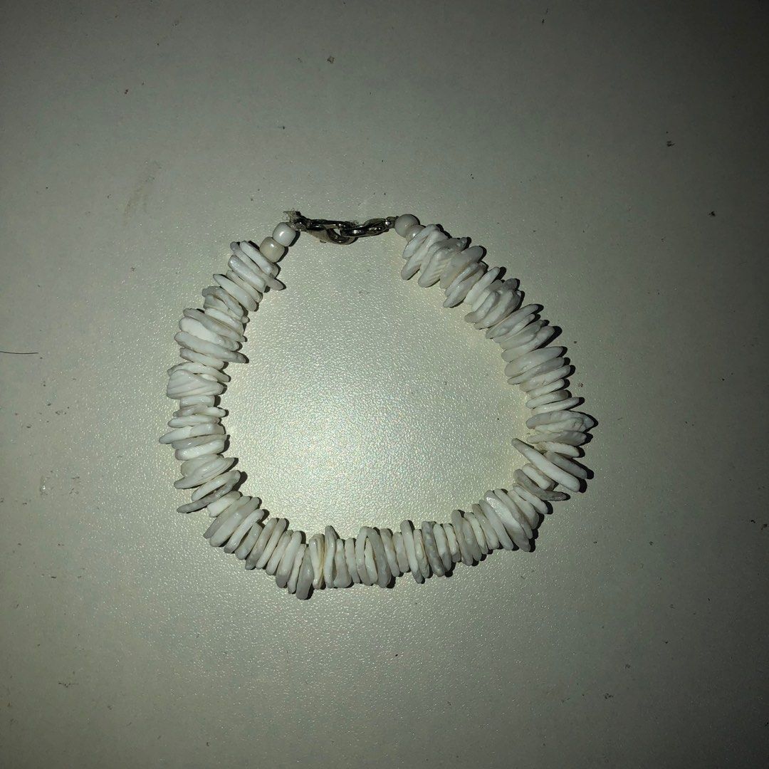 Boracay White Puka Shell Bracelet, Women's Fashion, Jewelry ...