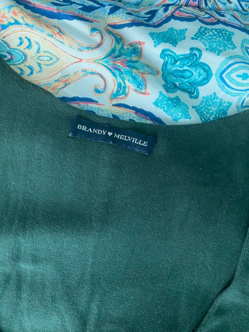 Brandy Melville Gina Top on Carousell