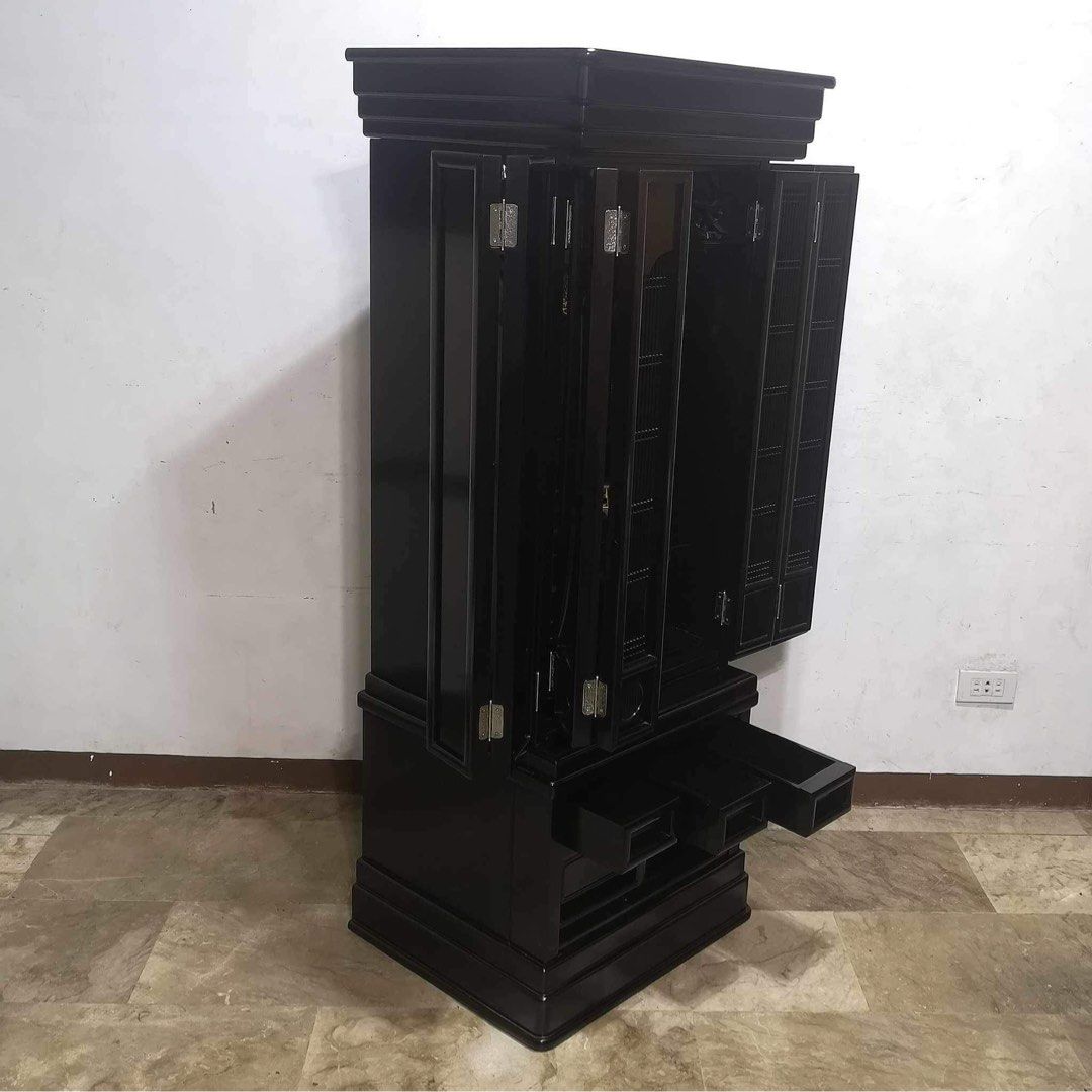 Butsudan Japanese altar w/ intricate wood carvings, super heavy, hard ...