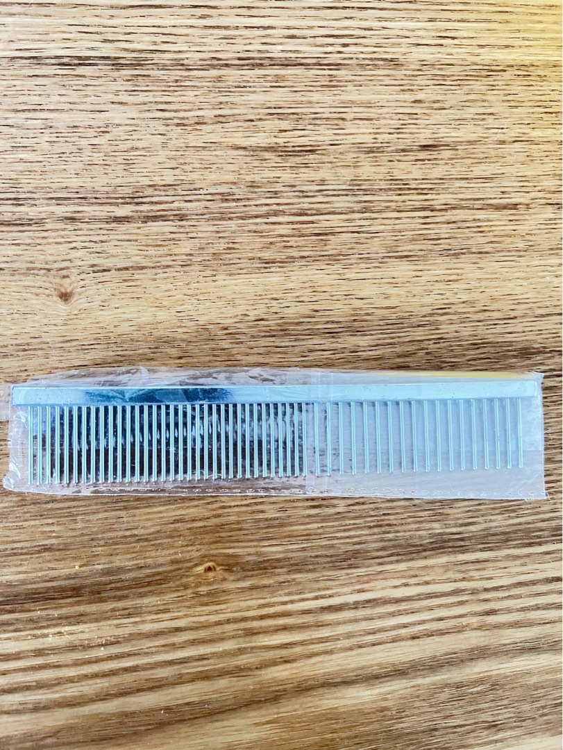 Comb, Beauty & Personal Care, Hair on Carousell